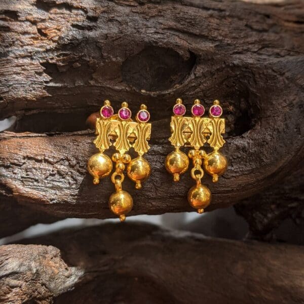 Earring – 2 Gejje Addige with Red Stone | Gujjadi Swarna Jewellers