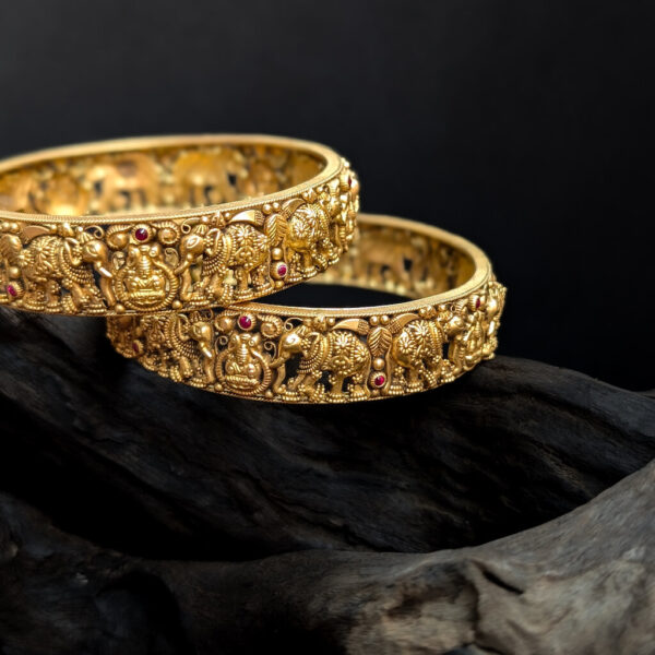 Bangles | Gujjadi Swarna Jewellers
