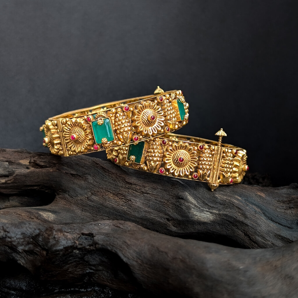 Bangles | Gujjadi Swarna Jewellers