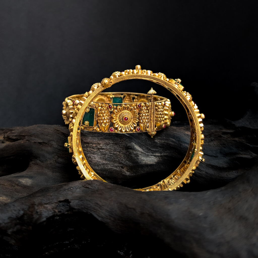 Bangles | Gujjadi Swarna Jewellers